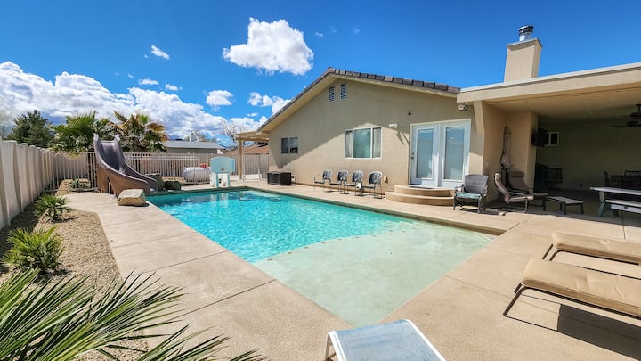 Desert Pool Retreat - Mesquite, NV