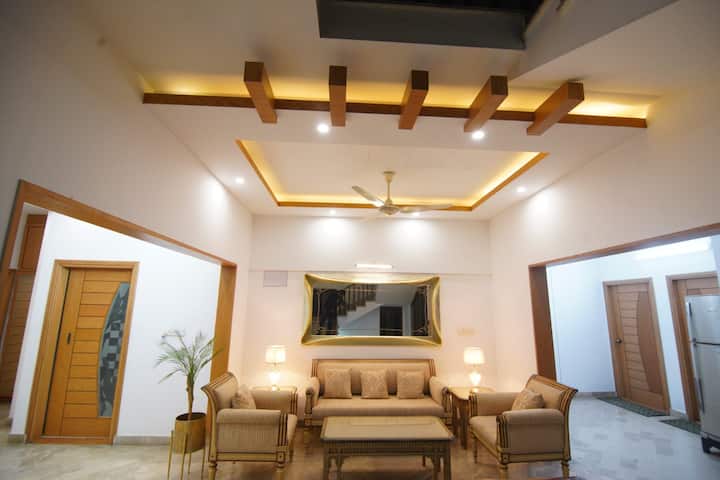 1st Floor Portion Near Expo Center, Gulshan Iqbal - 克拉嗤