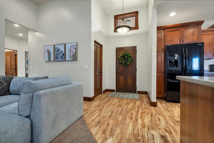 Quiet Desert Moon - St. George, UT