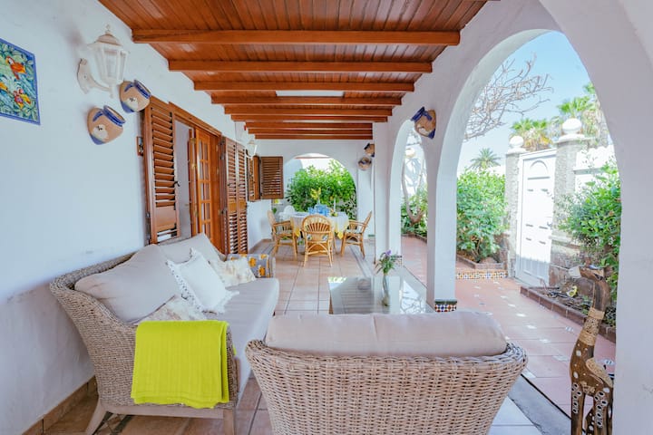 Agradable Bungalow Muy Espacioso Con Piscina - Gran Canaria