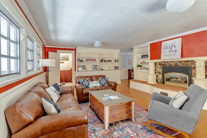 Uncompahgre Gorge Vacation Rentals & Homes - Ouray, CO | Airbnb