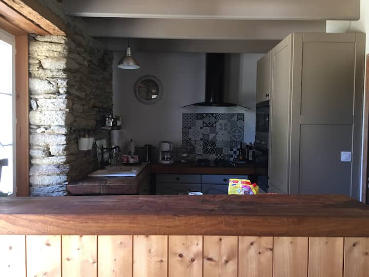 Location D’une Charmante Maison Groisillonne - Groix