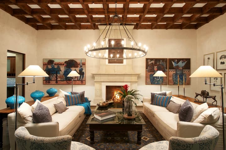 Spectacular Luxury Villa For Families - Guatemala