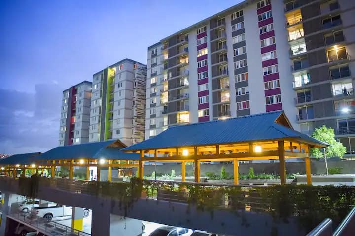 Luxury 3-bedroom Apartment At Ecovivienda - Departamento de El Paraíso