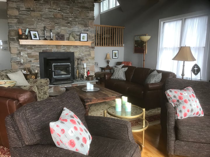 Warwick Bellvale Mtn. House, Spectacular Views! - Greenwood Lake, NY