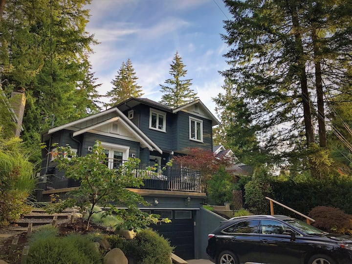 Beautiful 1 Bedroom Private Suite W/heated Floors - West Vancouver