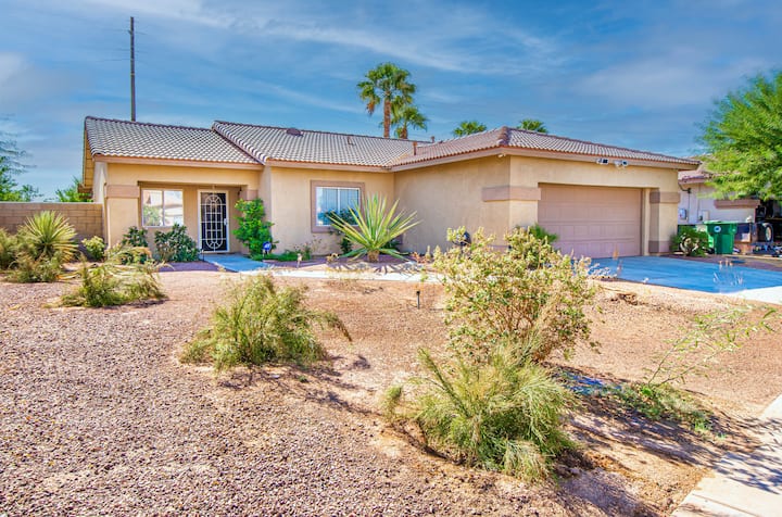 Make Memories With This 3 Bedroom Beauty! - Indio, CA