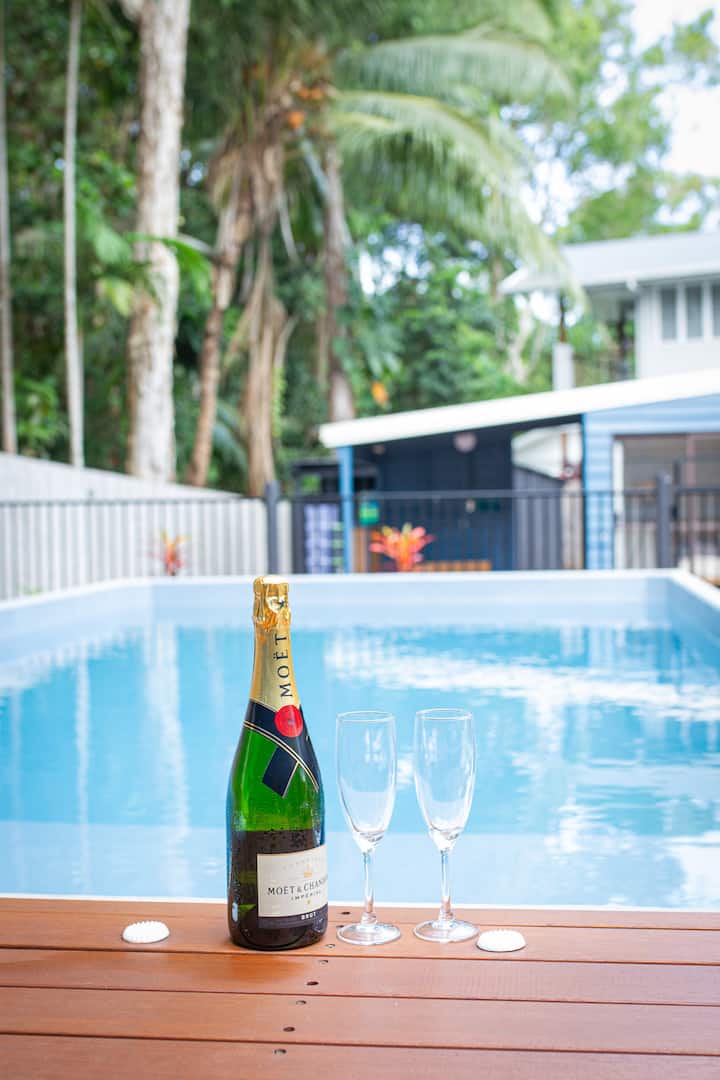 Villa Sorrento, Beach House In Port Douglas - Port Douglas