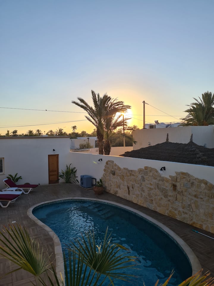 Villa Plein Pied Piscine Tezdaine Proche Lagune - Djerba