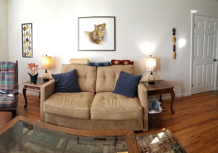 The Garfield.  Cozy Place - With Style And Grace. - Amarillo