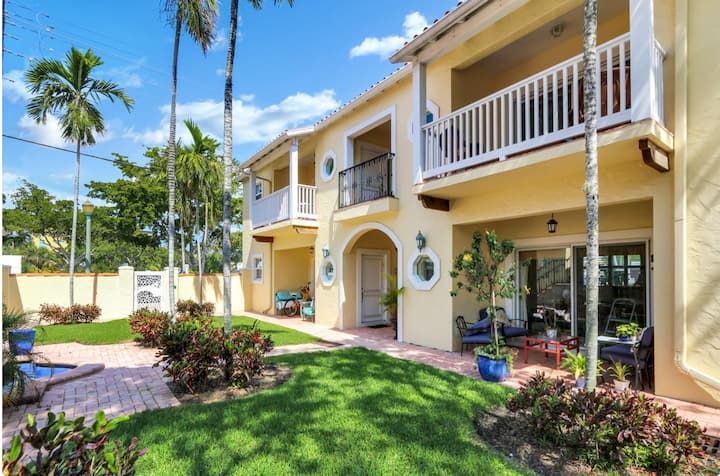 Delray Beach 1 Bdrm , Walk To Beach, Atlantic Ave! - Delray Beach, FL