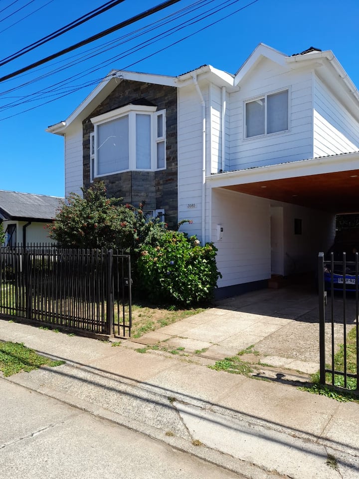Hermosa Casa Para 10 Personas - Valdivia