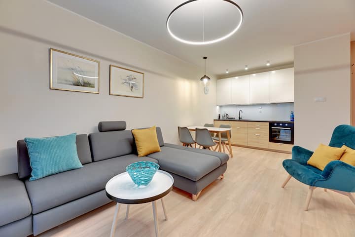 Riverside | Grano Residence 49 With Balcony - 그다인스크