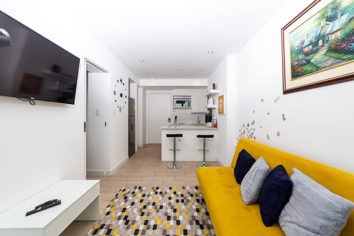 Suit Quo-paradise - Guatemala City