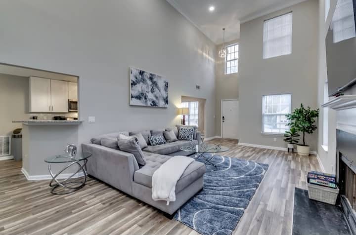 Modern Oasis 7mins From Atlanta Airport/free Pkng - Union City, GA