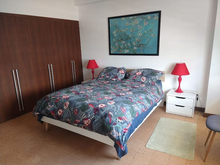 Apartment 302 El Prado Bldg. Zone 1 Guatemala City - Ciudad de Guatemala