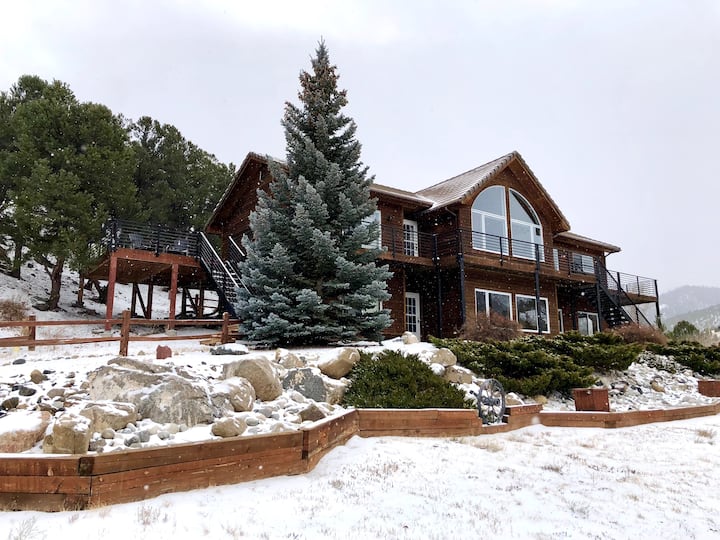 4-bedroom Mountain Home With A Hot Tub - Monarch, CO