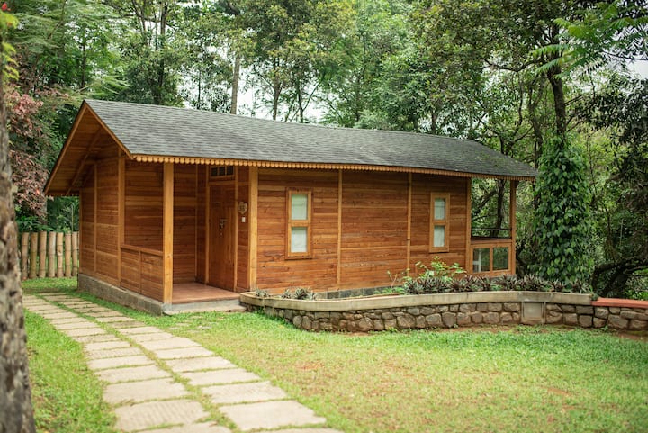 Perfect Stays - Misty Mountain Plantation Resort - Kuttikkanam
