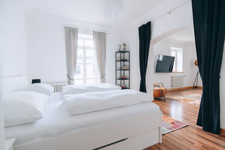 Große 4-zimmer-wohnung In Der Ingolstädter City. - Ingolstadt