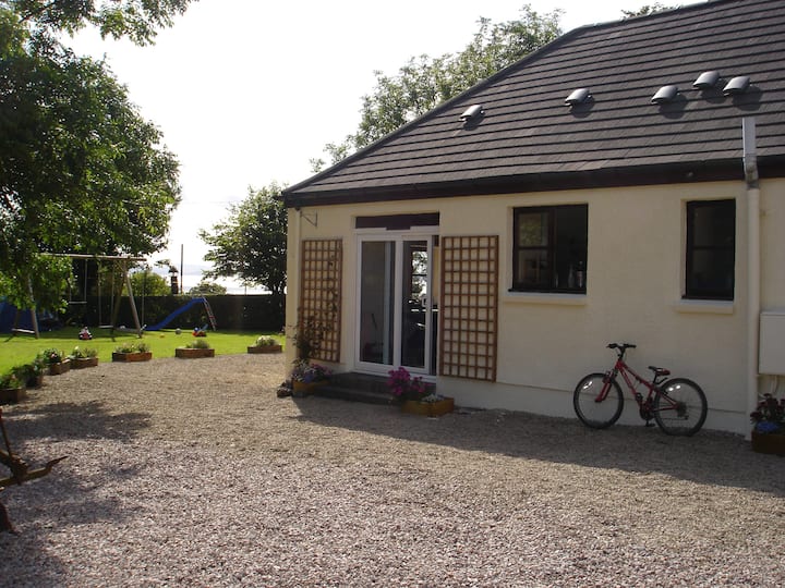 The Sleepy Sheepy - 2 Bedroom, Self-catering - Carradale