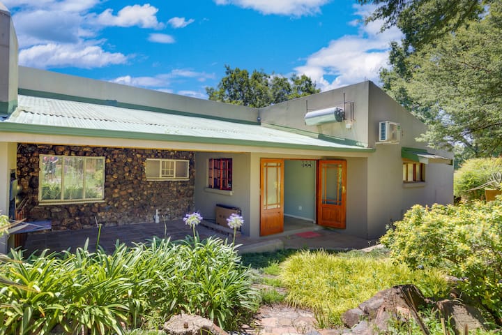 The Kunene Manor - 3 Bedroom Cottage - Tembisa