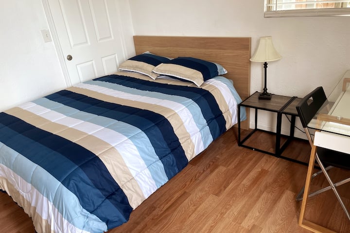 Studio With Private Entrance On The East Bay Hill - El Cerrito, CA