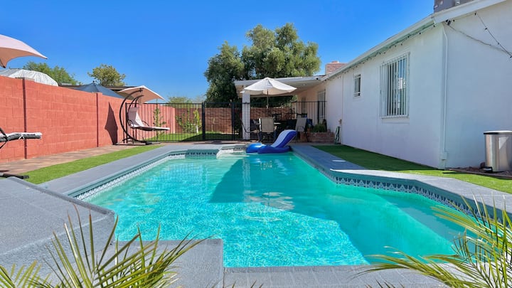 Desert Villa | Heated Pool | 4-bedroom | Private - Phoenix, AZ