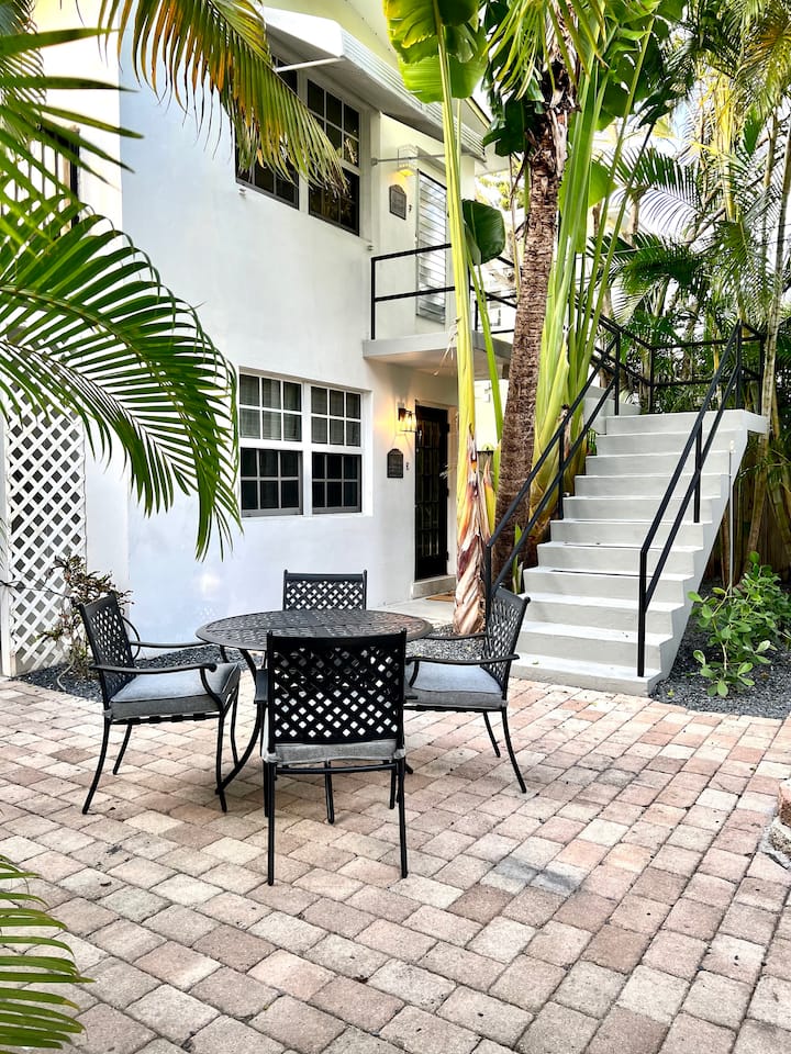 Beautiful Studio Close To Downtown & Beach - Lake Worth