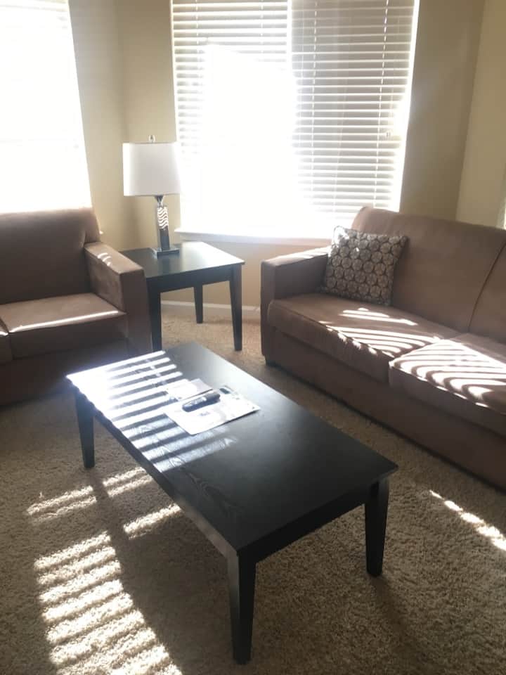 Huge 2 Bed In Va Beach. Near Shopping/dining!! - Virginia Beach, VA