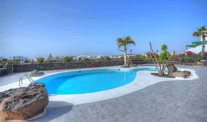 Bonito Apartamento En Complejo Residencial Piscina - Costa Teguise