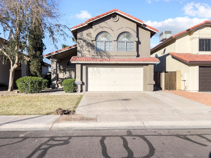 Desert Oasis - 3bdr Luxury Home Pool/game Room - Chandler, AZ