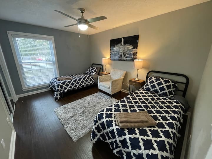 Pool/pet Friendly/executive/family Home - Savannah, GA
