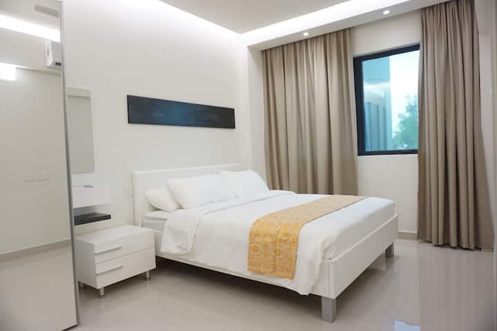 2 Bedroom Apartment In Condo - Malé