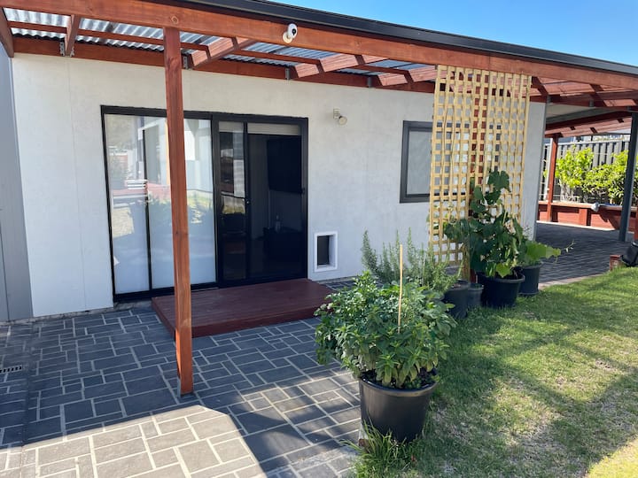 Cosy Beach Town Guesthouse Bicheno - Bicheno