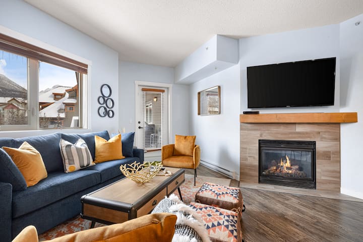 Charming 3br W/ Pool And Hot Tub In Canmore - Canmore