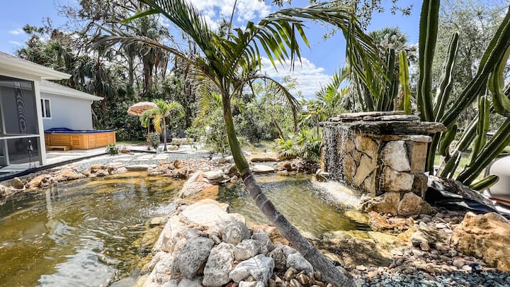 3br Tropical Waterfall, Hottub, Fenced Yard & Pets - 노스 포트