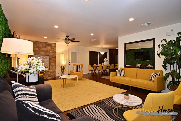 Cute Retreat 4br  Sleeps 12 Central Round Rock - Cedar Park, TX