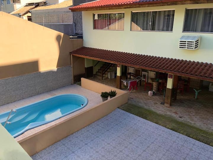 Casa Ampla| 20 Metros Da Praia|piscina| Vista Mar - Florianópolis