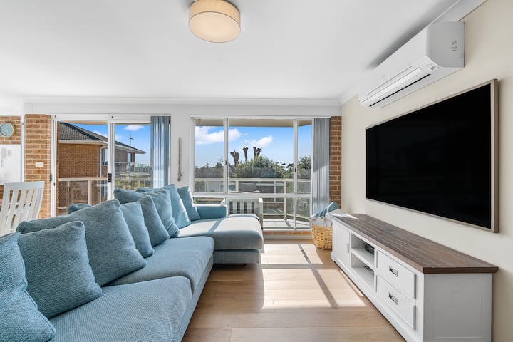 Mollymook Apartments-king And Queen Room Apartment - Ulladulla