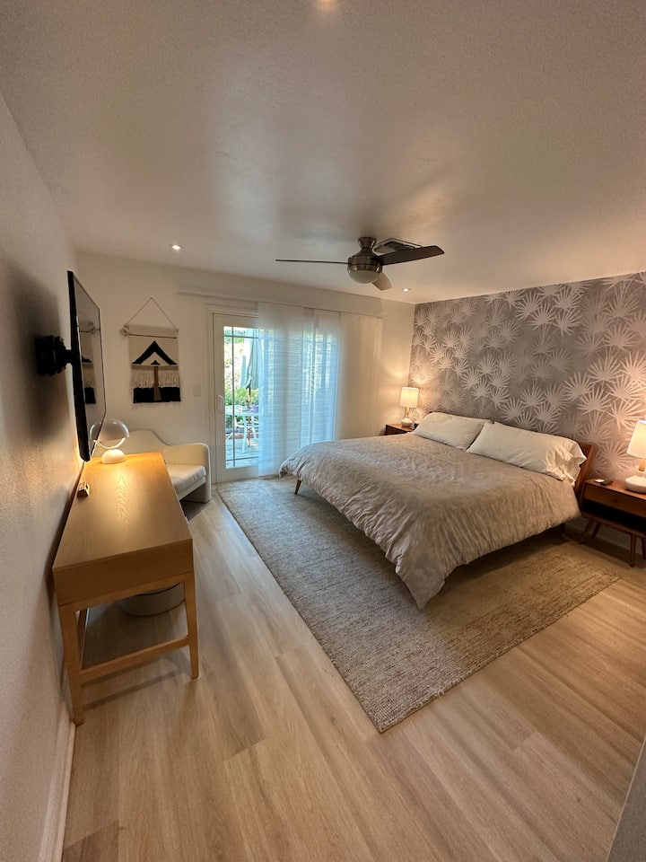 Quiet Private Oceanside Suite - Carlsbad, CA