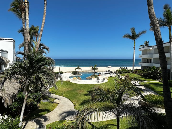Ocean Front Costa Azul 1 Bedroom Condo - San José del Cabo