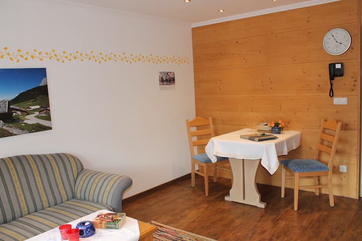 Type A 9 | Holiday Apartment House Hubertushof - Mittenwald