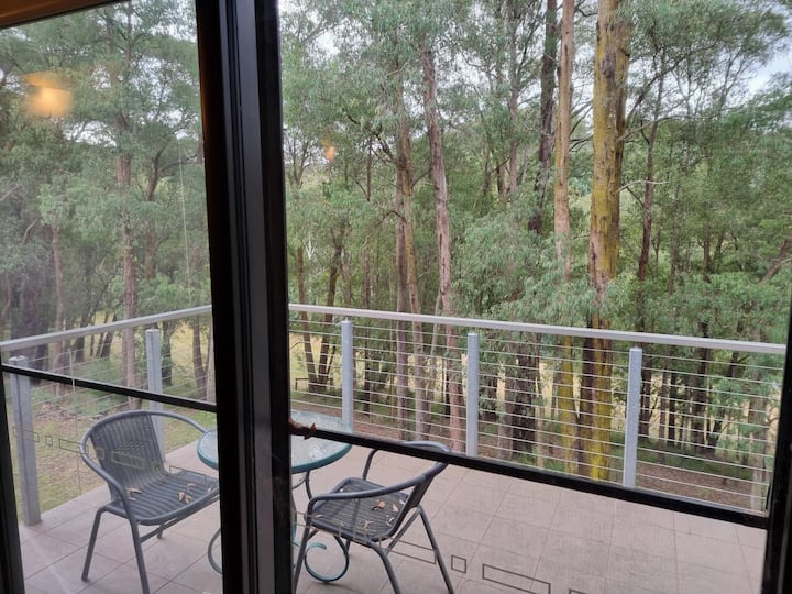 One Bedroom Cabin With Balcony - Noojee
