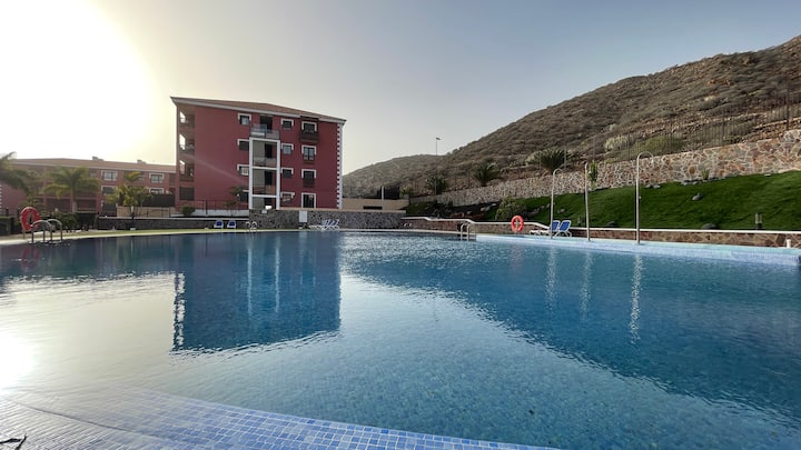 Moderno Apartamento En Residencial Con Piscina - Arona