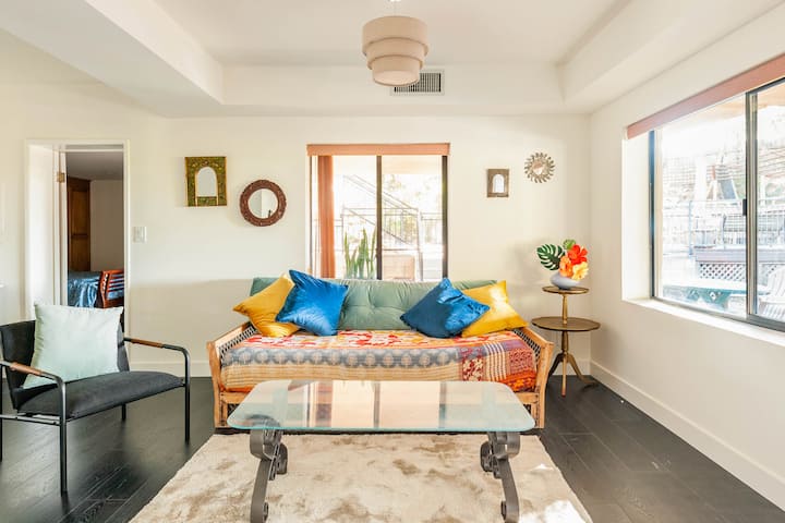 Spacious Nature Retreat W/ Fruit Orchard & Trails - Pasadena, CA