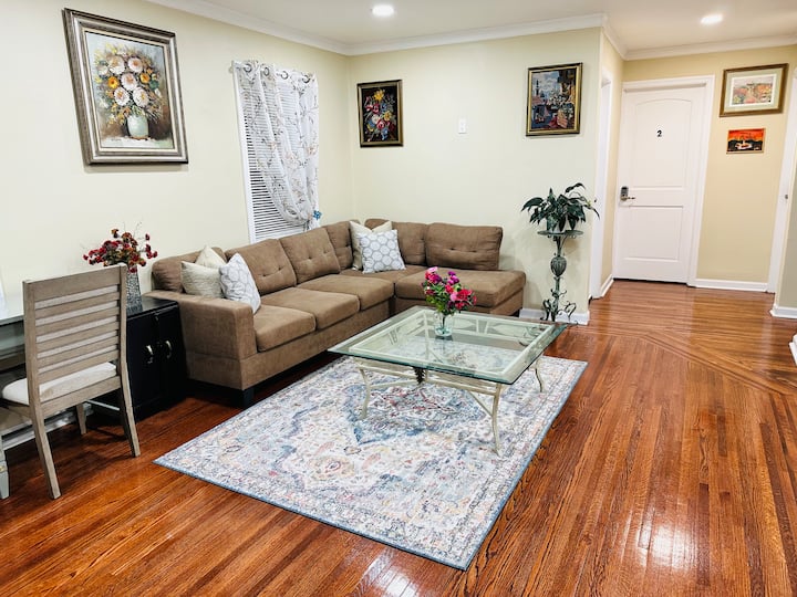 B1cozy Room Lower Level Wi-fi.2 Min Walk Ubs Arena - New York City