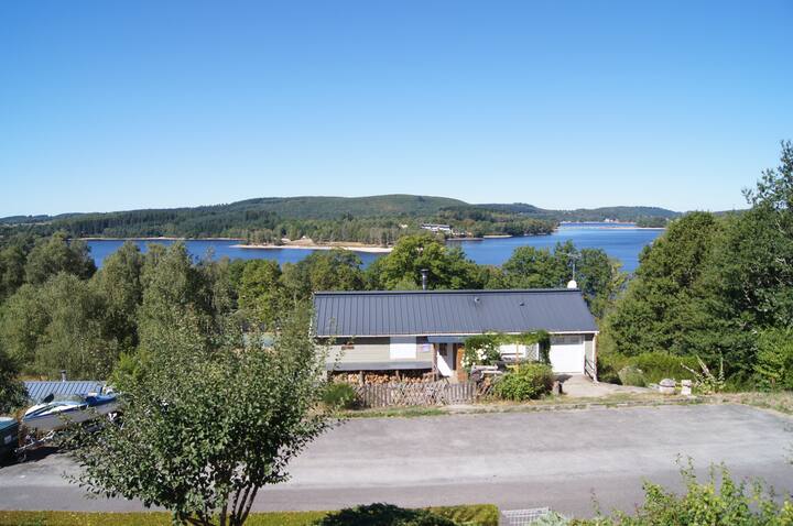 Chalet Mille Sources Face Au Lac De Vassivière - Lac de Vassivière