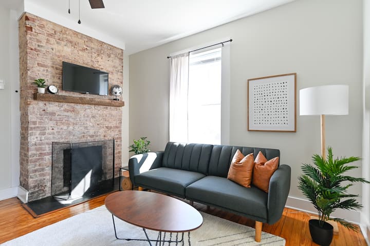 Perfect For Long Stays! Washer+dryer, Downtown - Spartanburg, SC