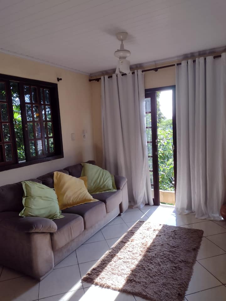 Casa Agradável E Lugar Super Tranquilo E Famíliar - Ilha Grande