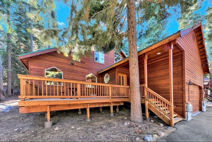 Tahoe Donner Family Basecamp - Truckee, CA